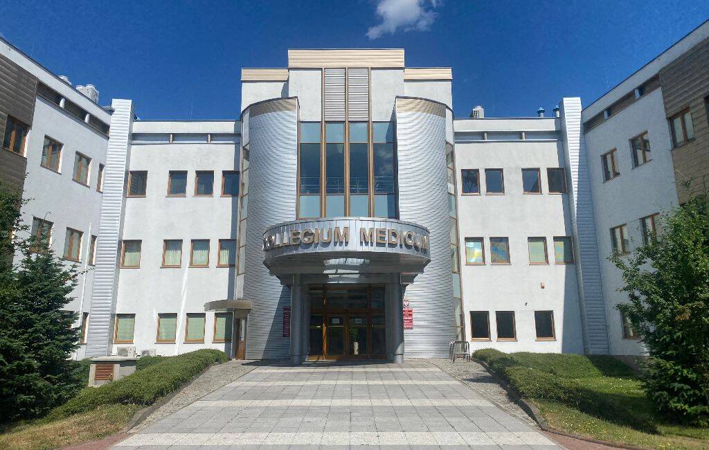 Uniwersyteckie Centrum Stomatologii powstanie w Bydgoszczy. Miasto przekazało budynek Collegium ...