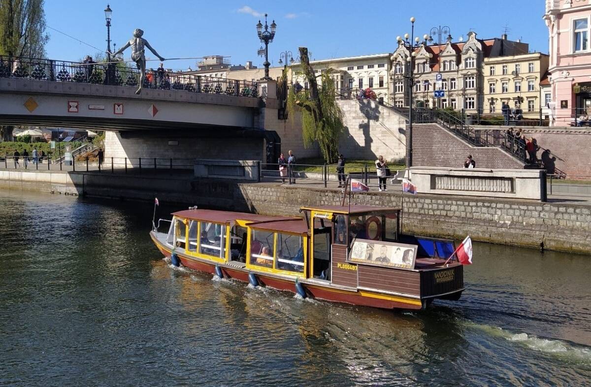 Rejsy po Brdzie, Wiśle i Kanale Bydgoskim 2024. Czym, gdzie i w jakiej cenie? - Bydgoszcz Informuje