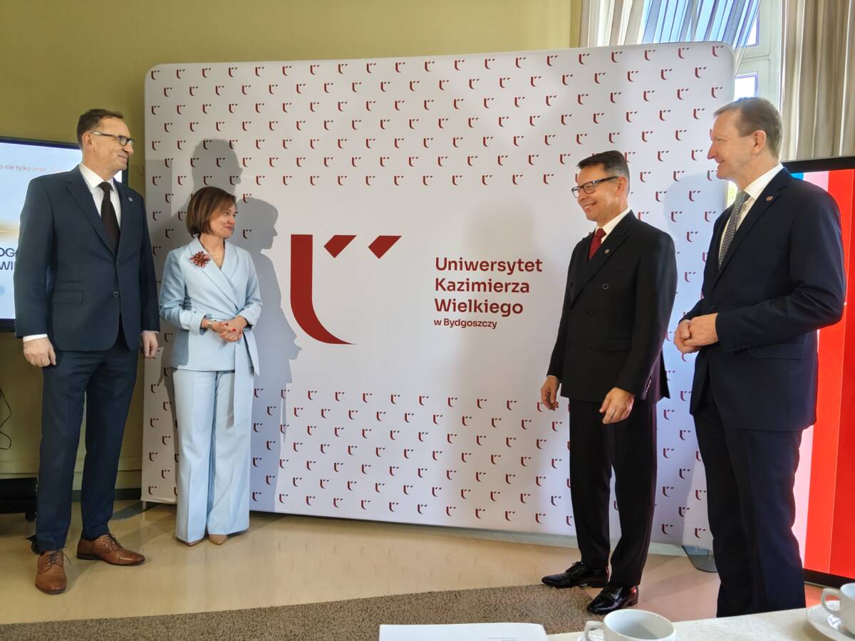 20 lat Uniwersytetu Kazimierza Wielkiego. Nowe logo, inwestycje i ...